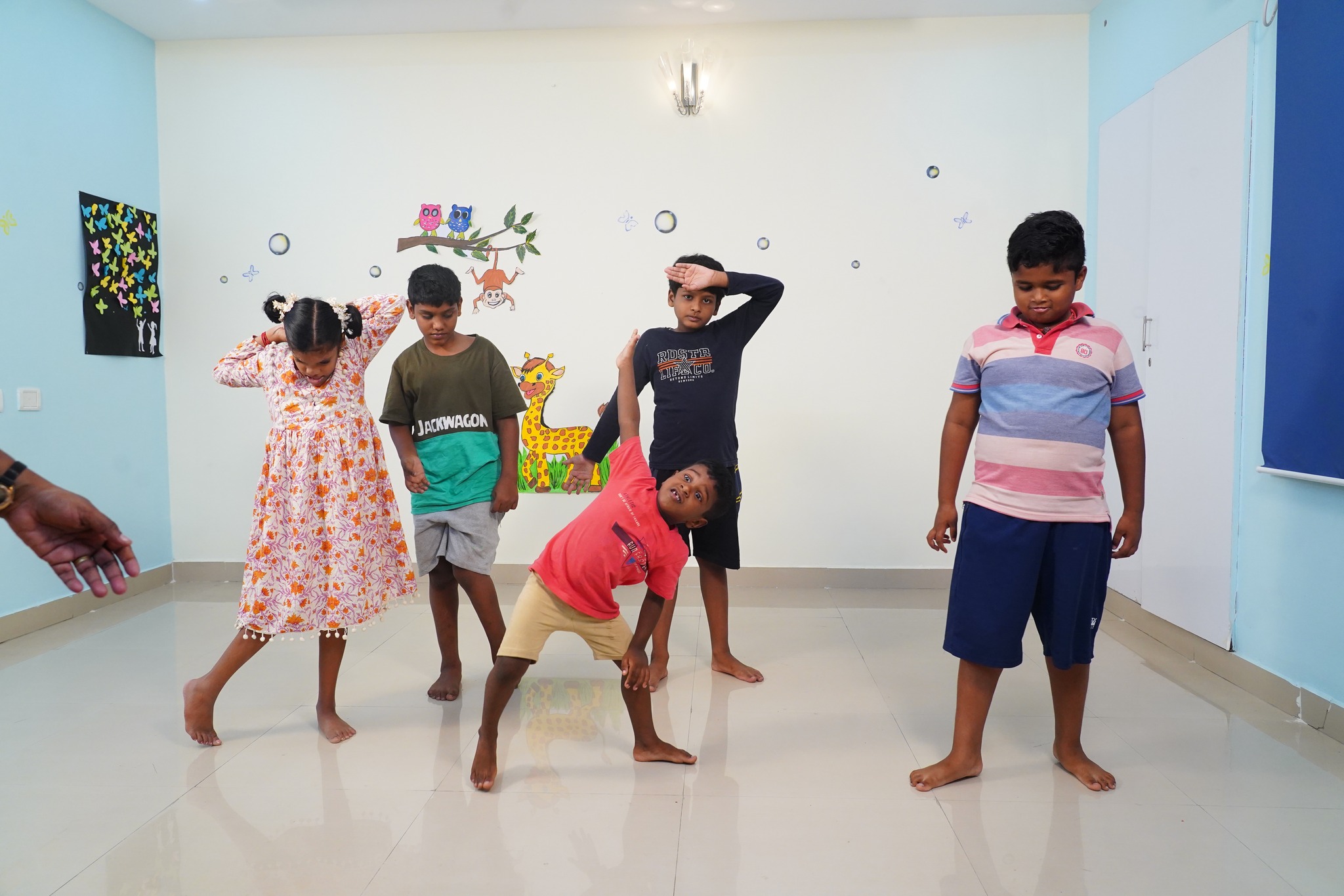 Dance / Movement Therapy - AVS School